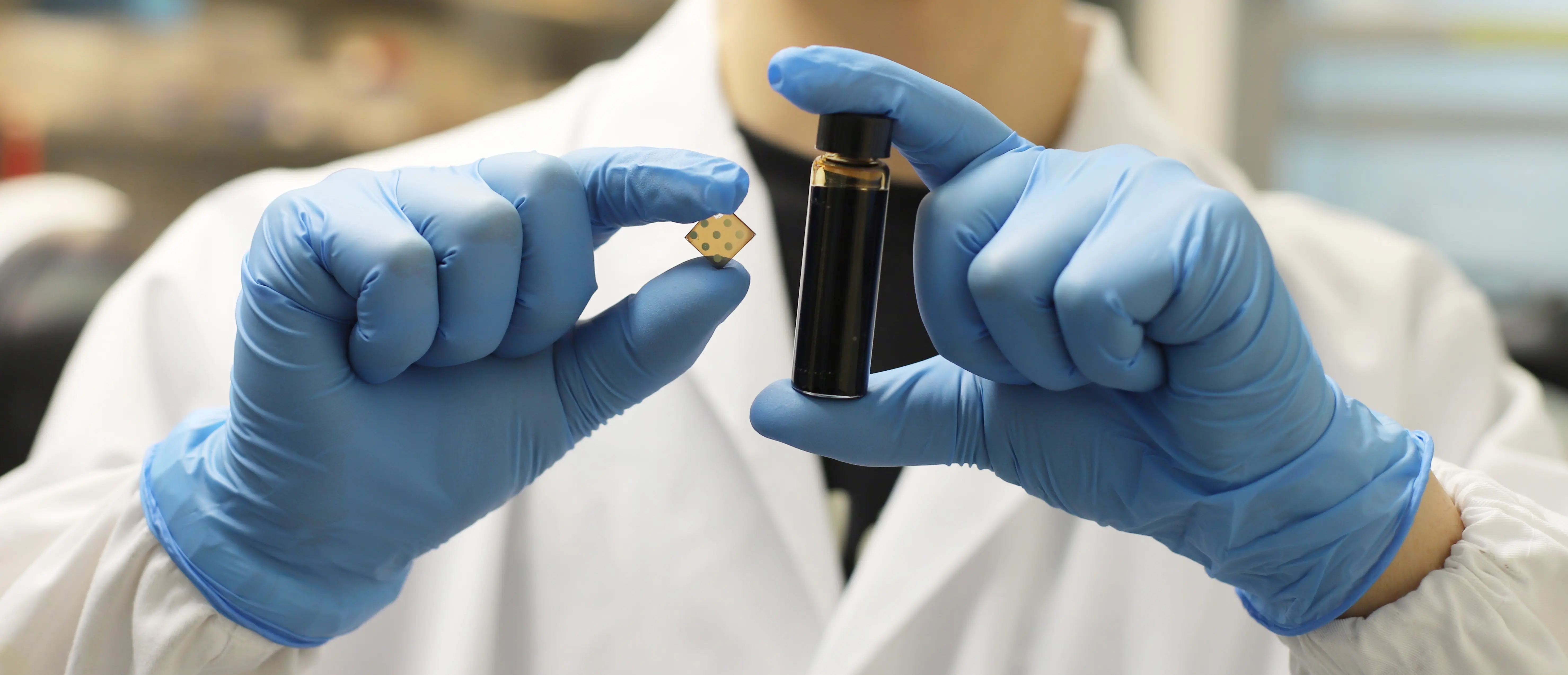 Infrared heavy-metal-free quantum dots deliver sensitive and fast ...